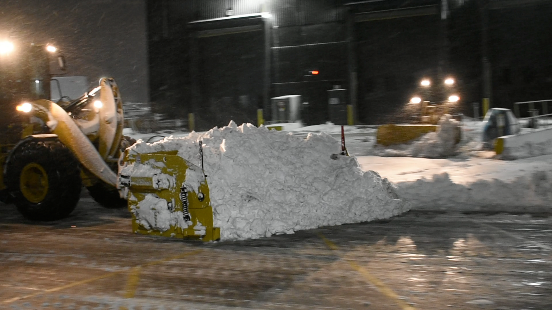 How to Maximize the Lifespan of Your Hydraulic Wing Plow | Storm Equipment