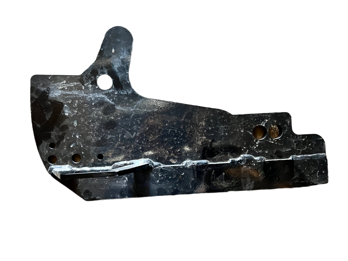 Metal Pless Part# AGLT/G24: Wing Shoe – Storm Equipment